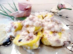 Tortelloni Vecchia Modena con Ragù di Pancetta e Speck | AIC
